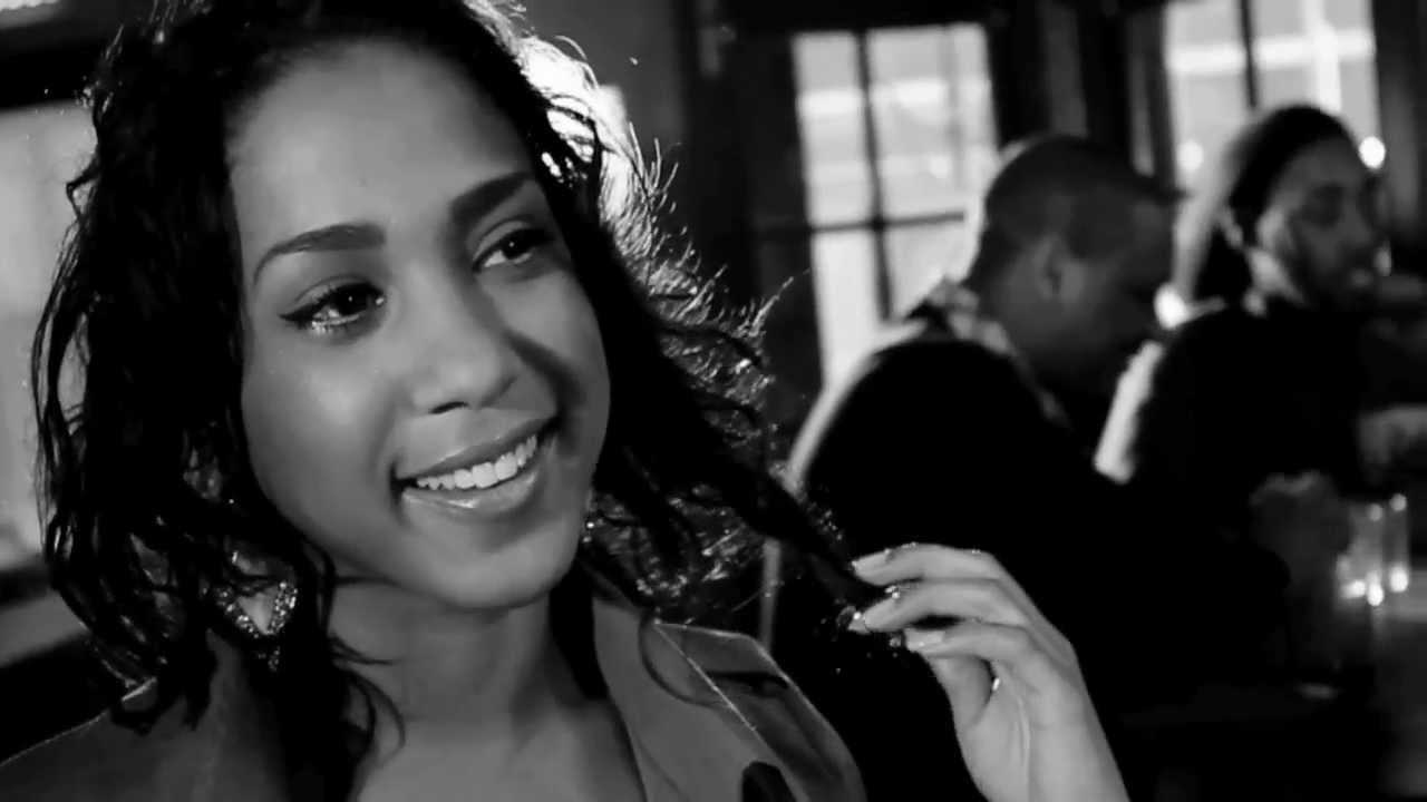 Flexclusive ft Marvin Gee - Obaapa (Good Woman) Official Video - YouTube