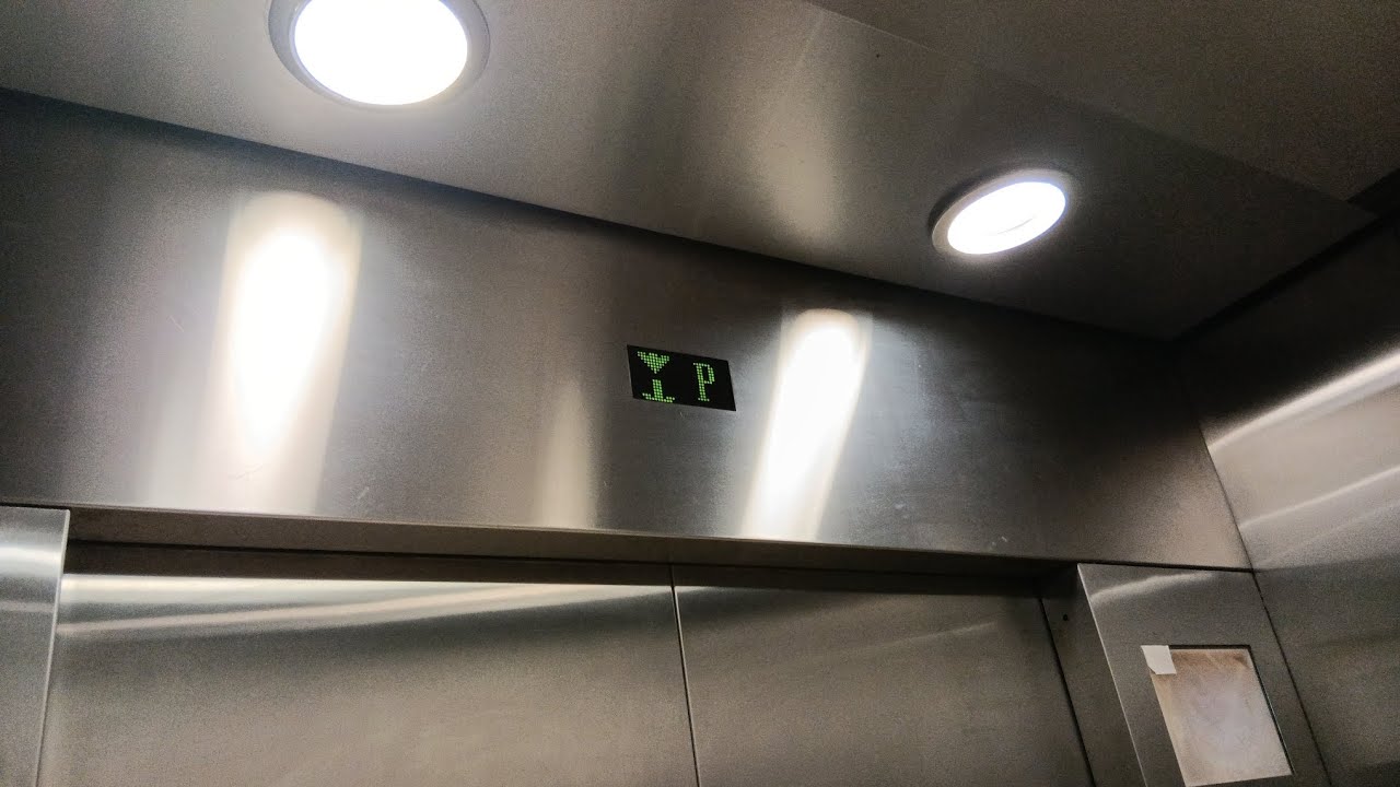 黃竹坑海洋公園安力(ANLEV Elex )升降機 - YouTube