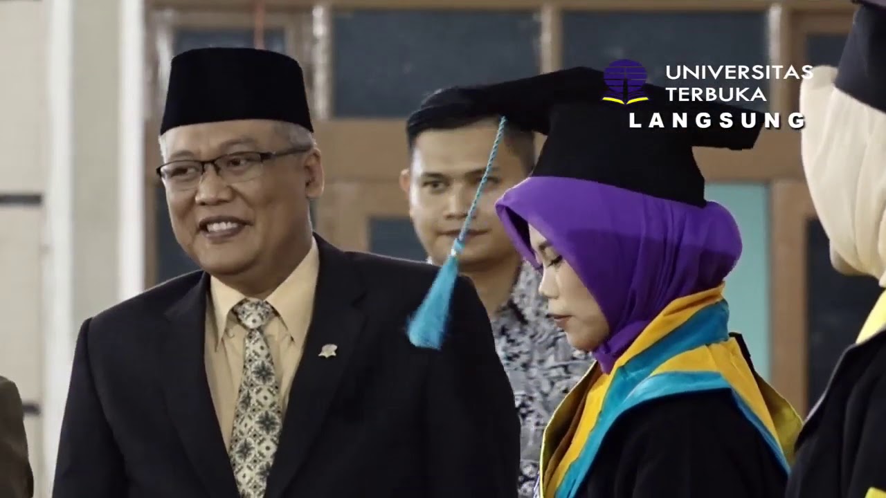 Upacara Penyerahan Ijazah UT Jember Tahun 2020 Periode 1 27 Februari ...