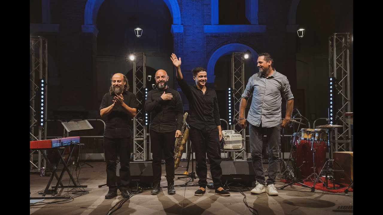 GUATE - Roger Correa Italian Quartet - Marche Sonore Festival - YouTube