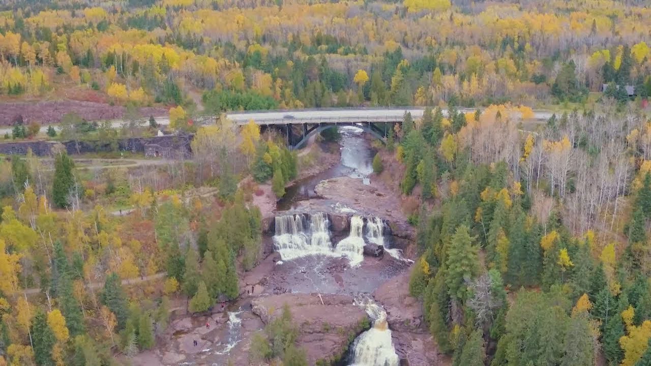 VIDEO: A drone's view of the fall colors up Minnesota's North Shore ...