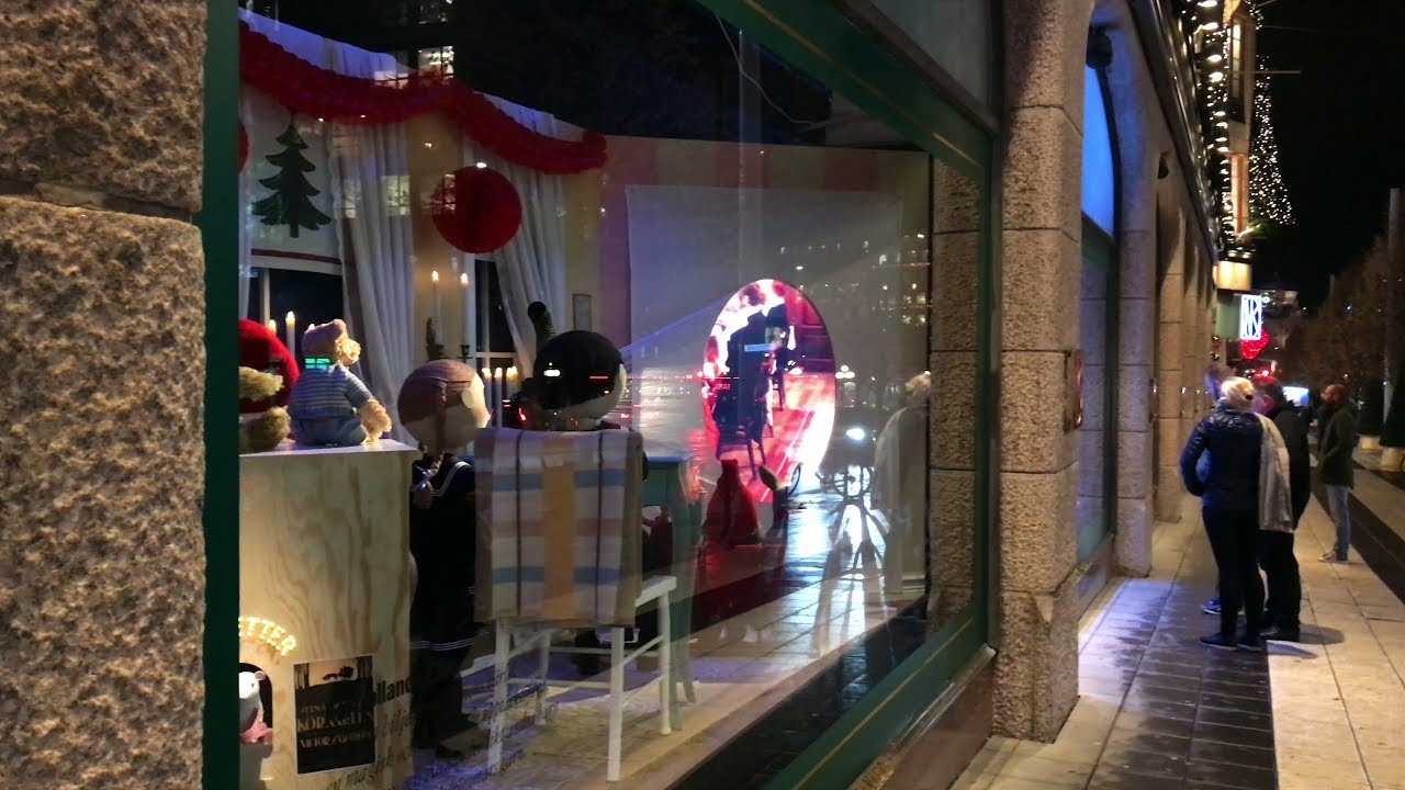 Christmas Window Display, NK Stockholm - YouTube