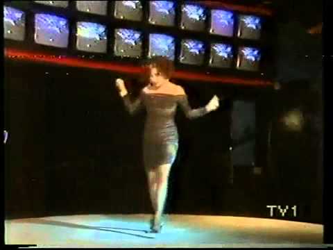 Nilüfer-Sevmek Eskidenmiş Güzelim