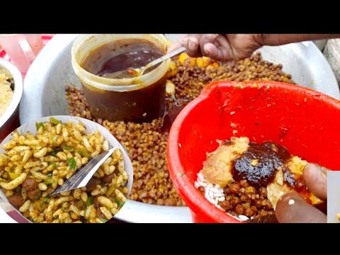 বেসম্ভব মজাদার স্পেশাল মসলা ও ছোলা বুট দিয়ে ঝাল মুড়ি মাখা // Chola ...