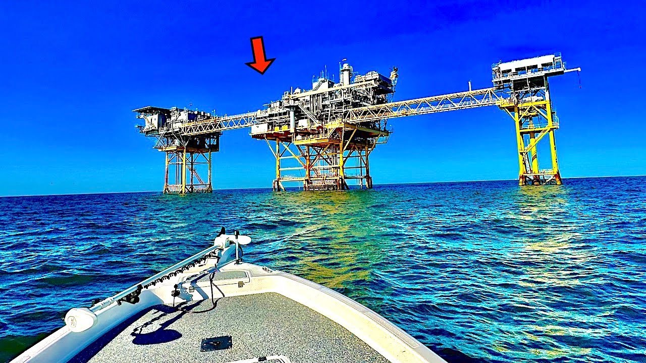 Solo Fishing Gas Rigs in the Gulf of Mexico! - YouTube