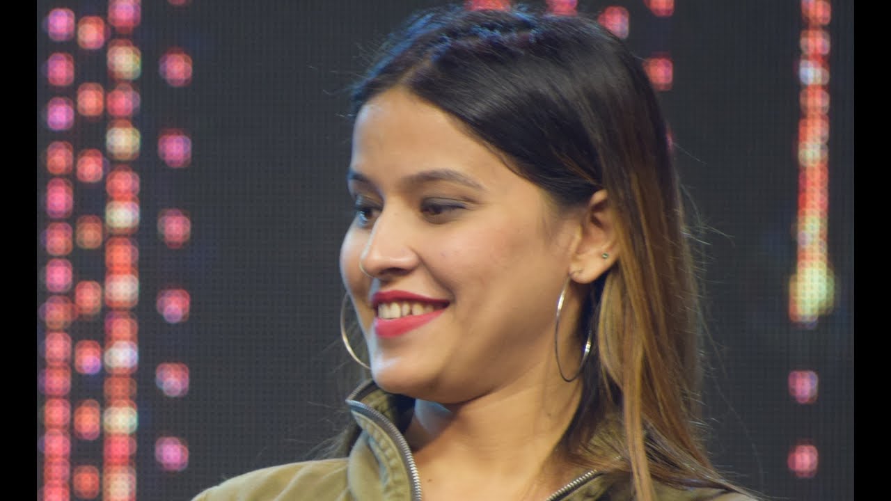 SINGER // रानी झा RANI JHA // नथिया बरामद .. बलिया। दुमका में झुमका ...