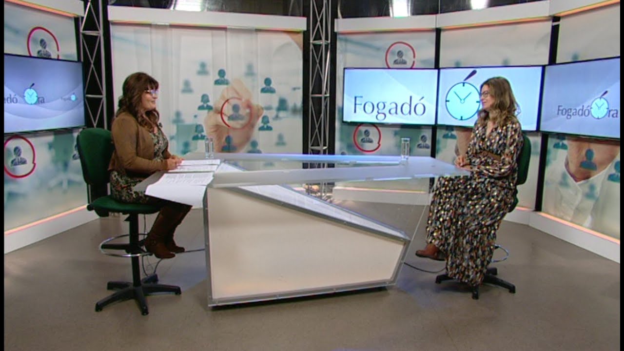 Fogadóóra - HALÁSZ JÚLIA - 2025. - YouTube