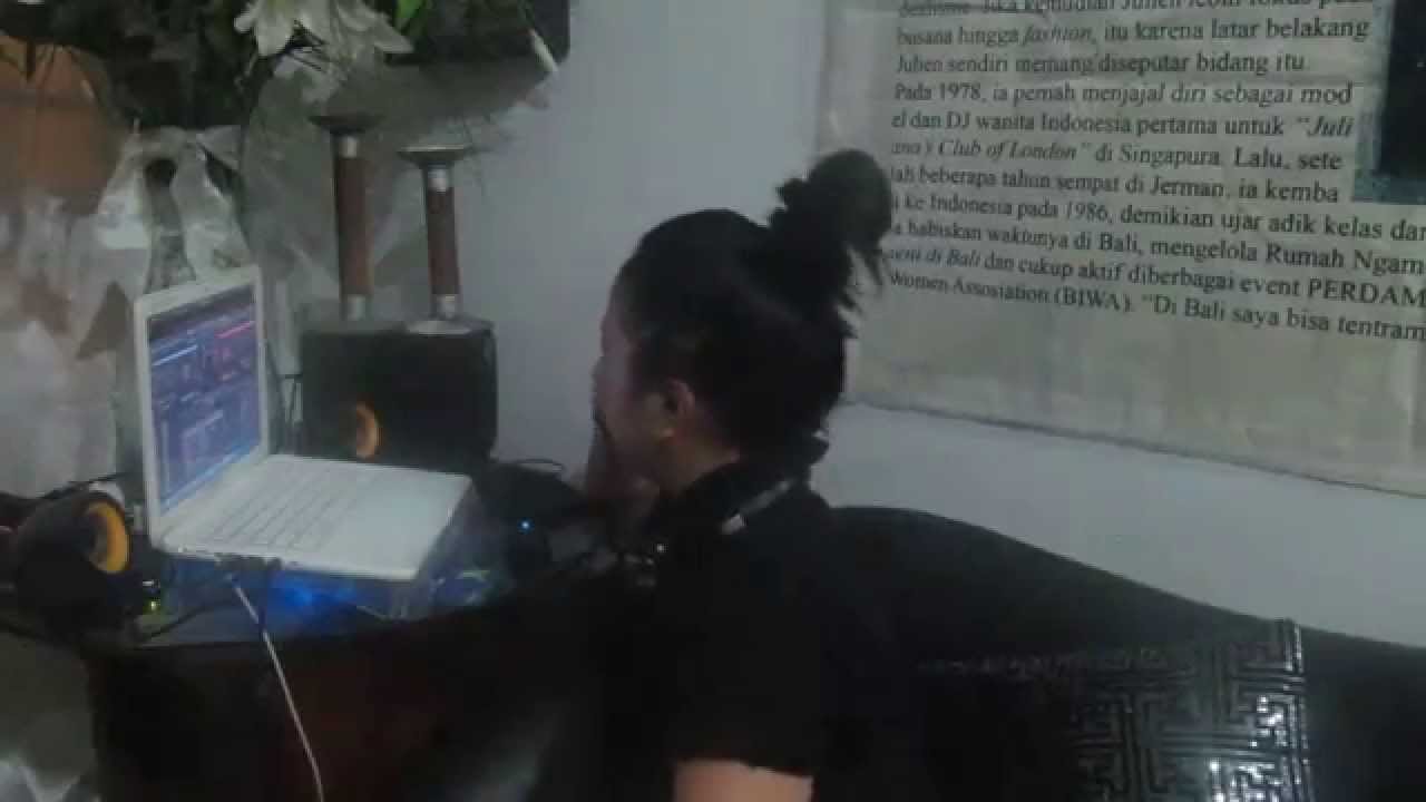 DJ Sumo Bali / World Youngest dejay for Classic Disco - YouTube