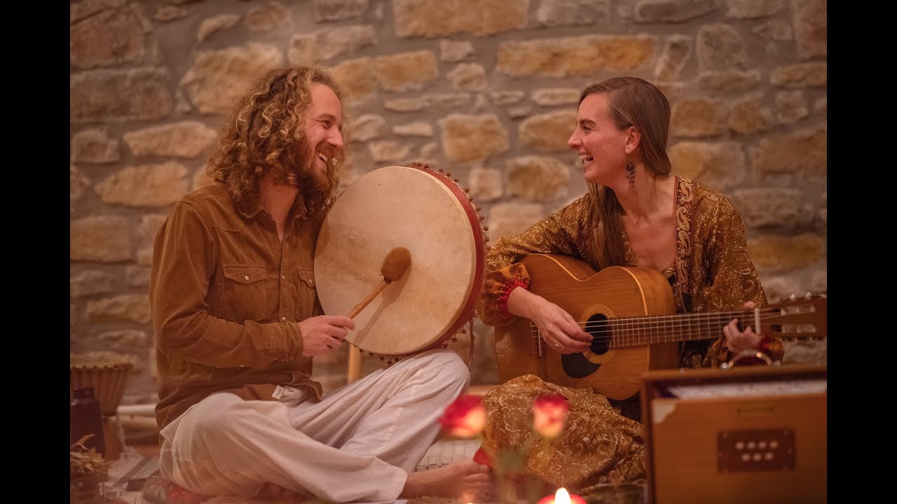 The Magic of Singing Together - Singing Circles with Jeska & Romain ...