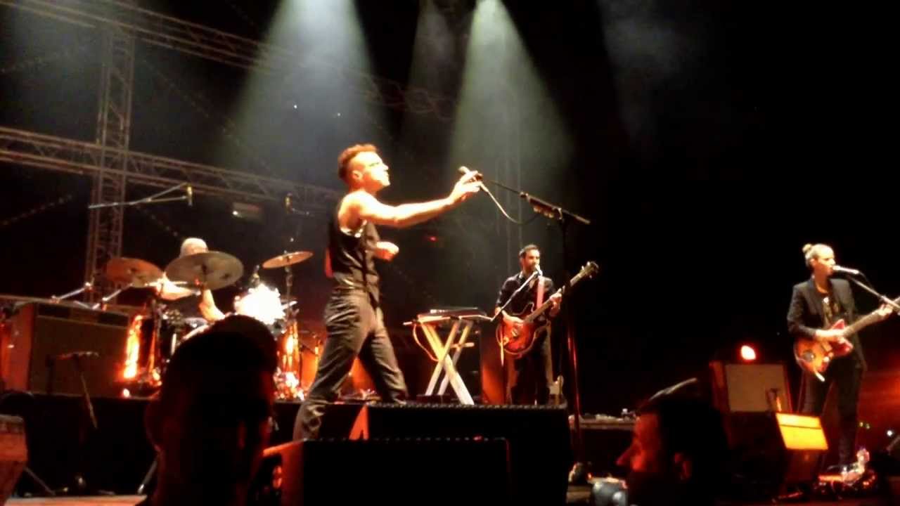 Asaf Avidan - This cool @ Amphithéâtre 3000 - Lyon - YouTube