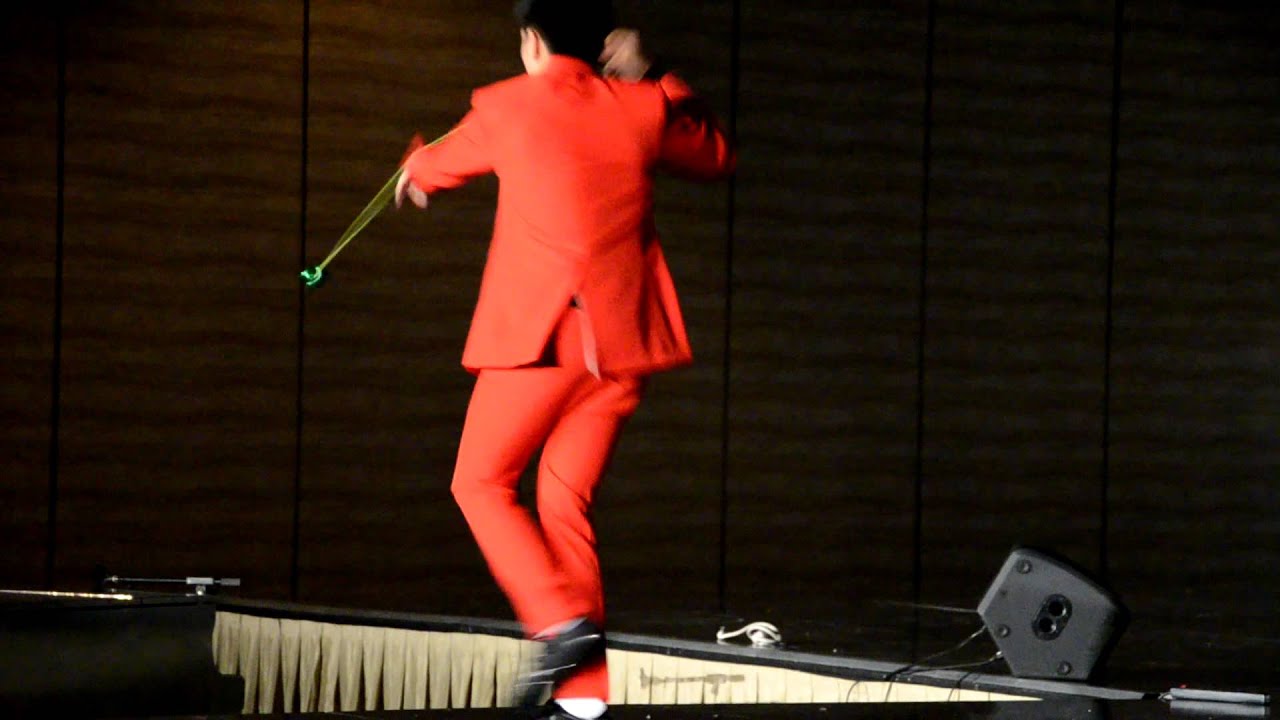 WCOPA 2011 Joshua Rafael Davis "Yoyo Tricker" - YouTube
