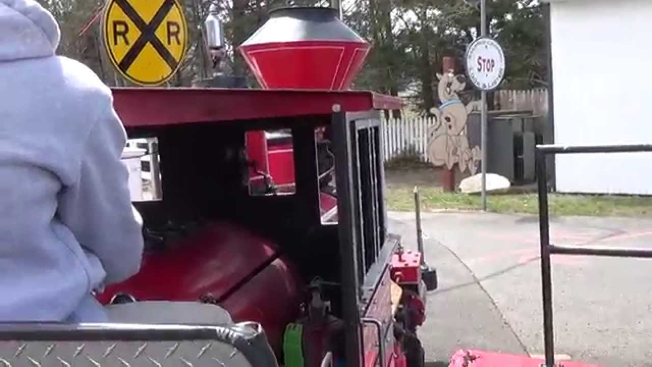 FUN Train Ride at Quassy Amusement Park in CT - YouTube