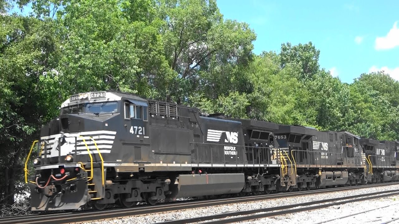 NS 4721 Leads a Freight, Tolono, IL 6/12/24 - YouTube