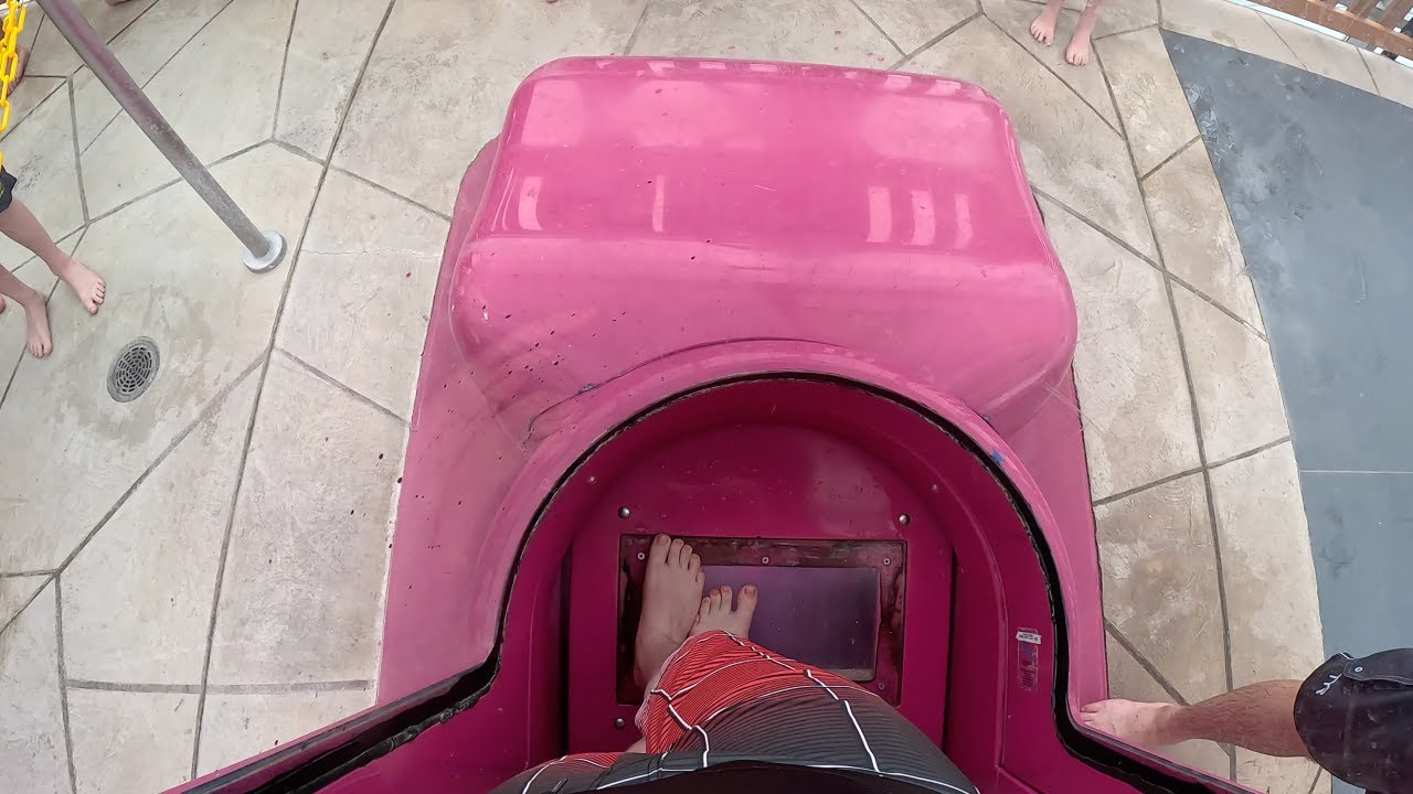 Superloop - INSANE Drop Slide | Zehnders Splash Village - YouTube