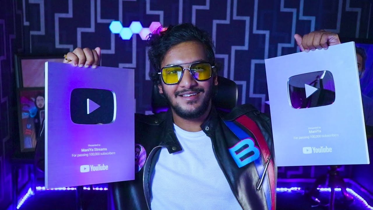ManiYa Streams Silver Play Button Unboxing Moment - YouTube
