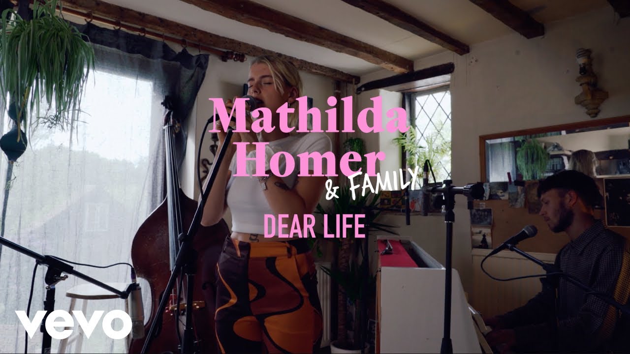 Mathilda Homer - Dear Life (Live) - YouTube