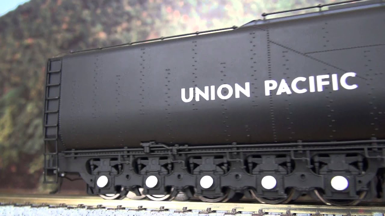 Union Pacific 4 6 6 4 Challenger & 4 8 8 4 Big Boy UP - YouTube