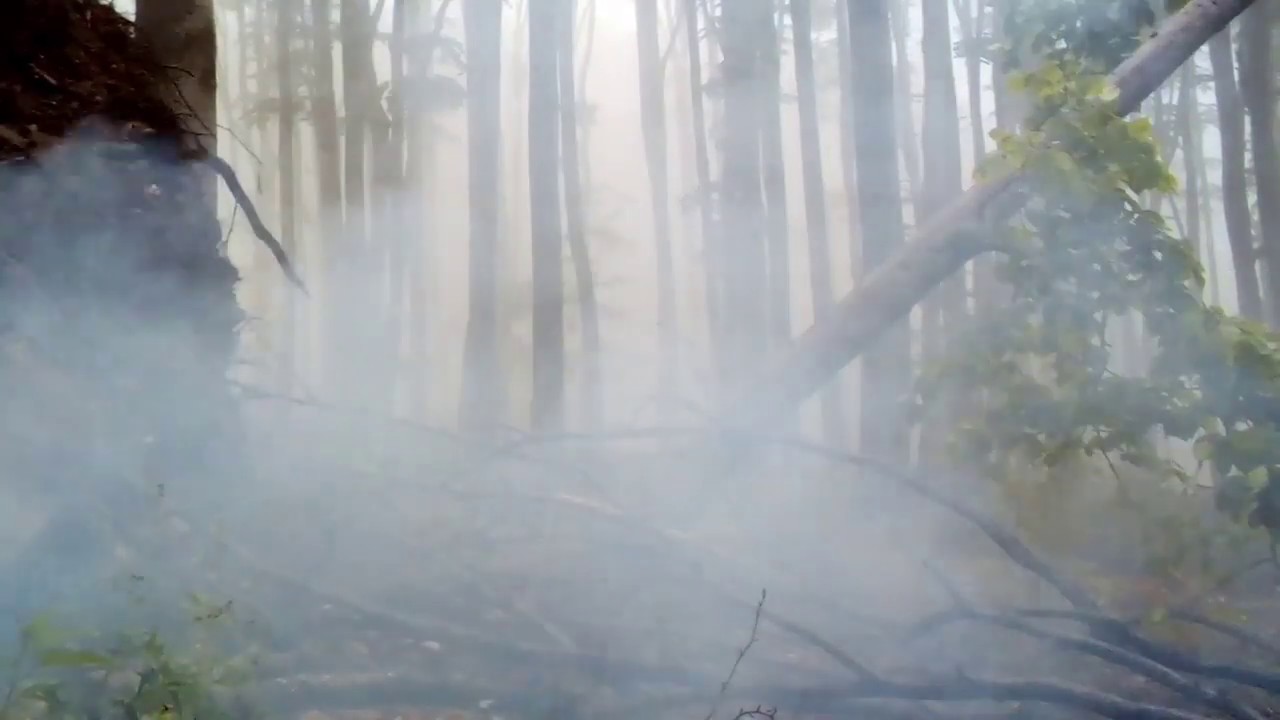 My camera almost got hit by an aluminium splinter (you'll see mainly ...