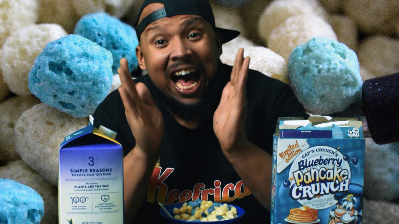 Cap'N Crunch Blueberry Pancake Cereal Review - YouTube