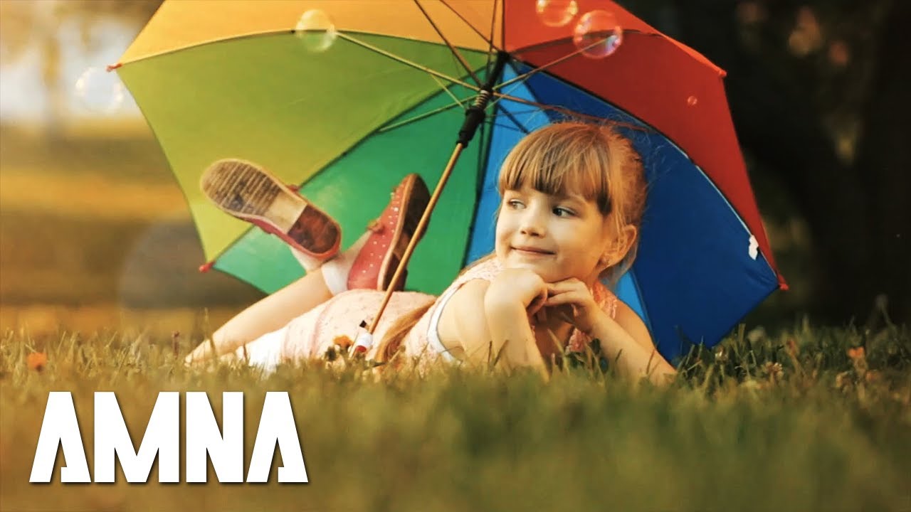 Amna - Copilarie | Online Video - YouTube