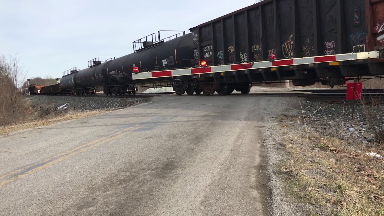 MONSTER CSX TRAIN with nice K5LA! - YouTube