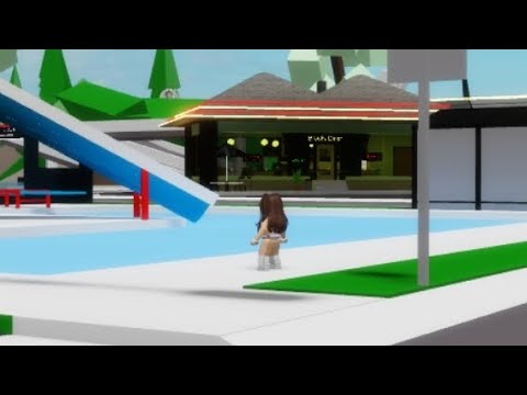 BUSE DUYGU KÜBRA NİSA VE BEN HAVUZ PARtisiiii😊🤗😊🤗 roblox brookhaven ...