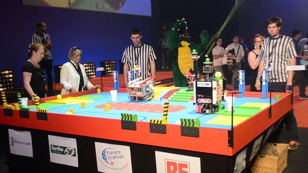 La Coupe de France de Robotique 2015 Ensim'Elec 91 points Match 5 - YouTube
