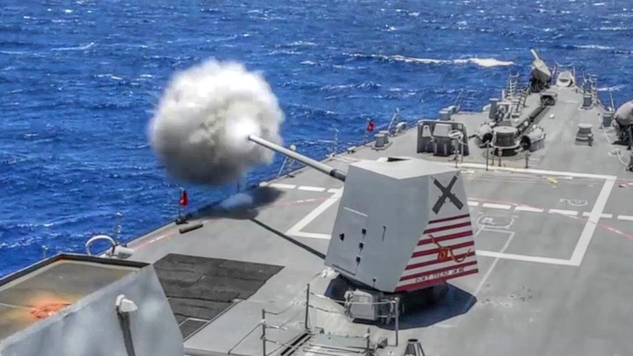 Guided-Missile Destroyer MK 45 5-Inch Gun Live-Fire - YouTube