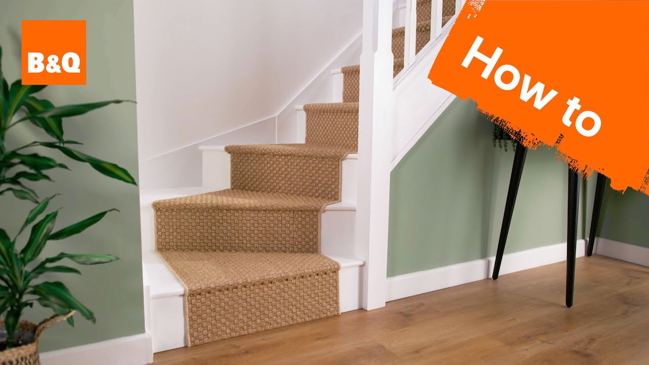 How to fit a DIY stair runner on corner stairs | DIY - YouTube