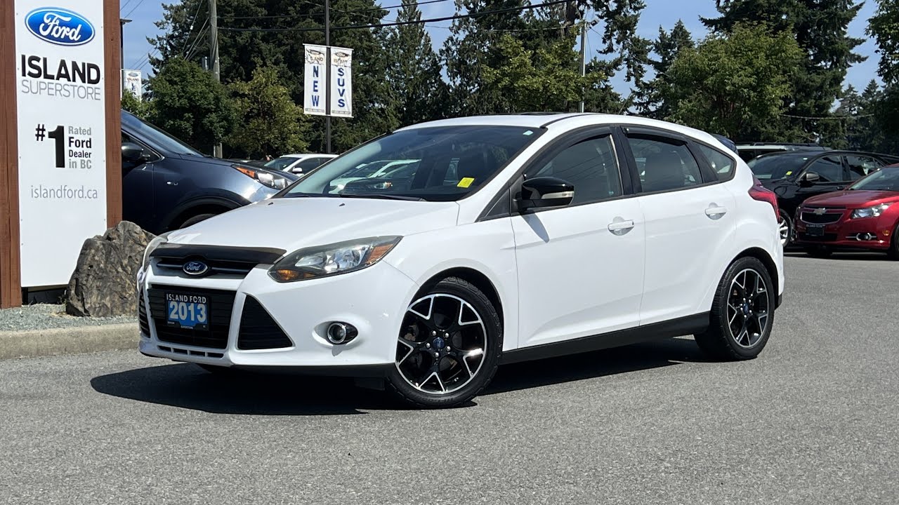 2013 Ford Focus SE + Navigation, Winter Package, Power Moonroof Review ...