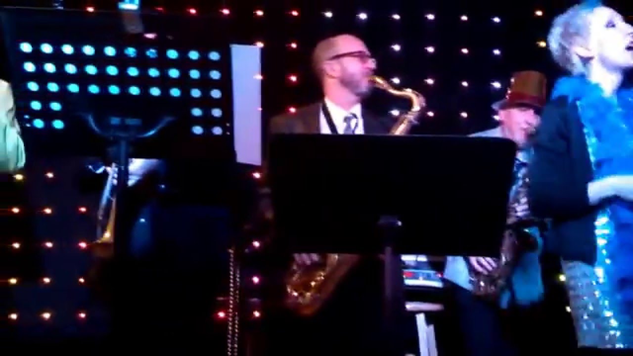 Jill Knapp, Club Phred, and the Letterman Horns - a bit of "Brown-Eyed ...