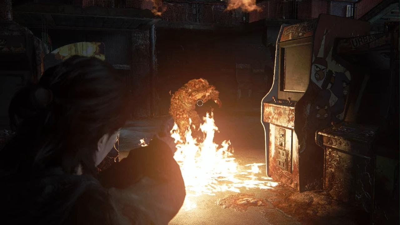 The Last of Us Part II—Grounded Arcade Bloater Strat - YouTube