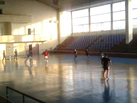 Bayil usaqlari futbol