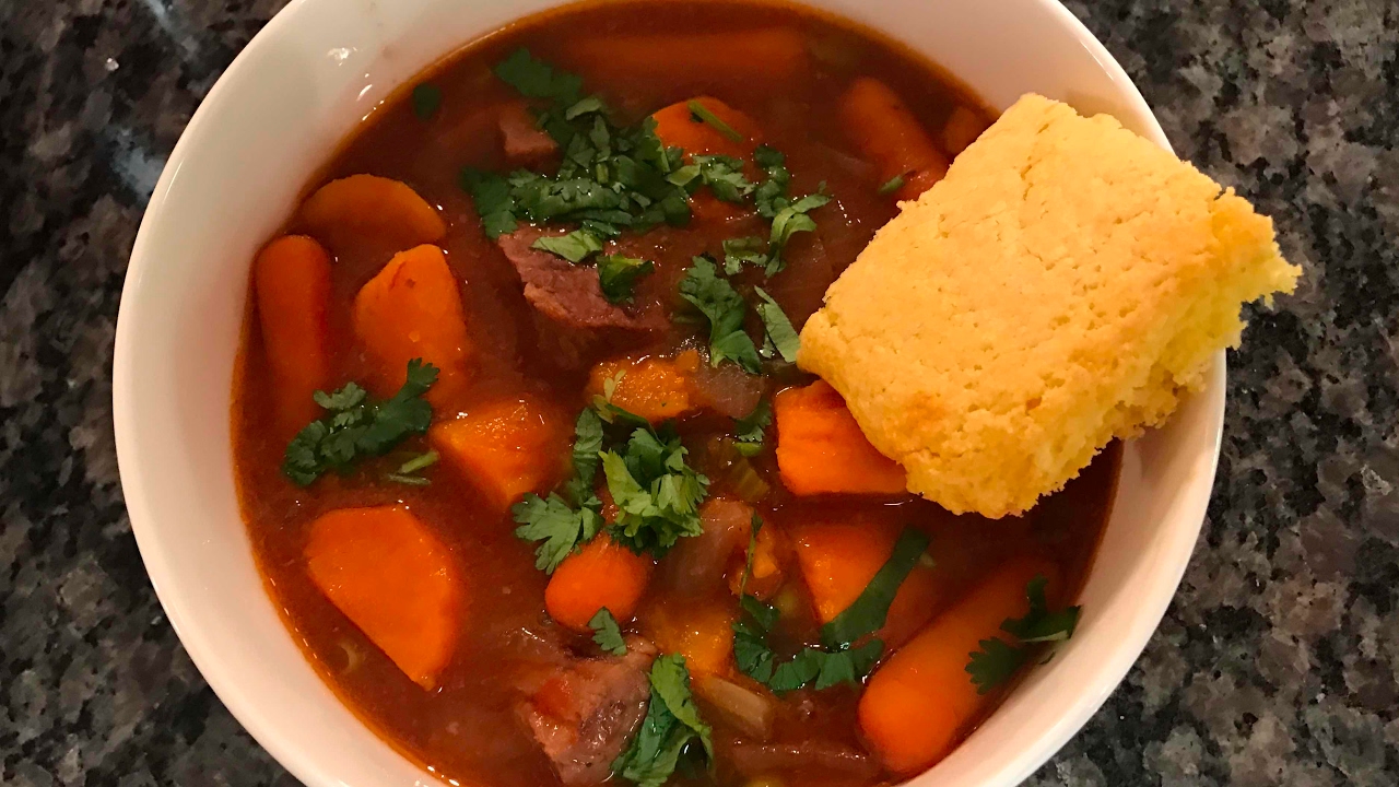 CHARLIE2UBE Cooks! Easy Crock Pot Beef Stew & Corn Bread - YouTube