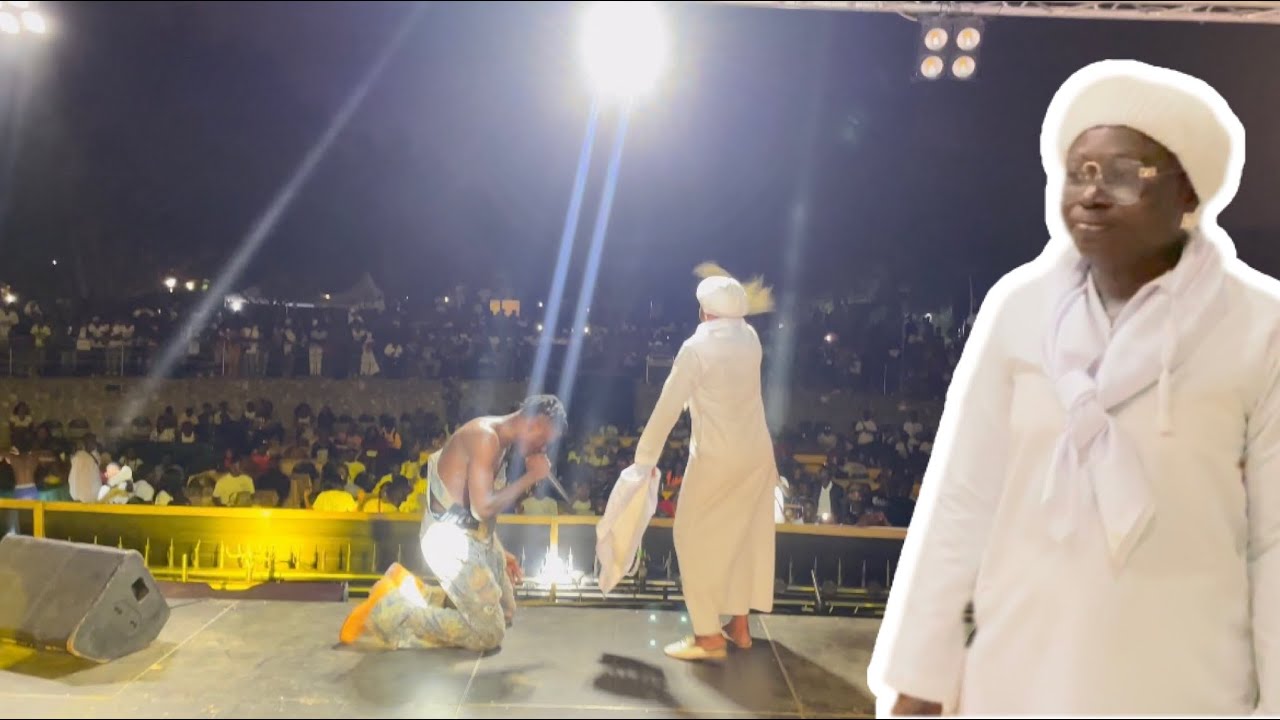 Jay Bahd’s Mother Storms Oseikrom Invasion Concert, Performs With Her ...