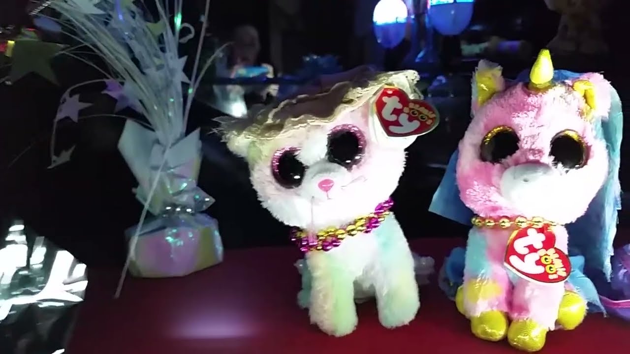 BEANIE BOO FASHION SHOW 8!!!!!!!!! - YouTube