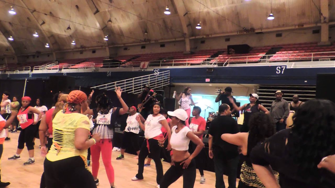 ZUMBATHON @ The DC ARMORY w/Sugar Bear & EU and Z GoGo LIVE. - YouTube