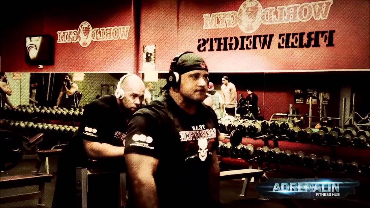Bodybuilders training - YouTube