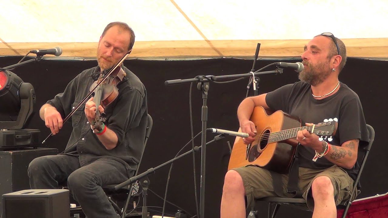 Ben Paley & Tab Hunter@Sedbergh Folkfest 2011 - YouTube