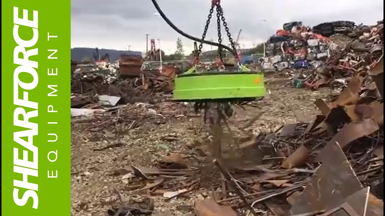 BMG50 Battery Powered Excavator Magnet at Work - YouTube