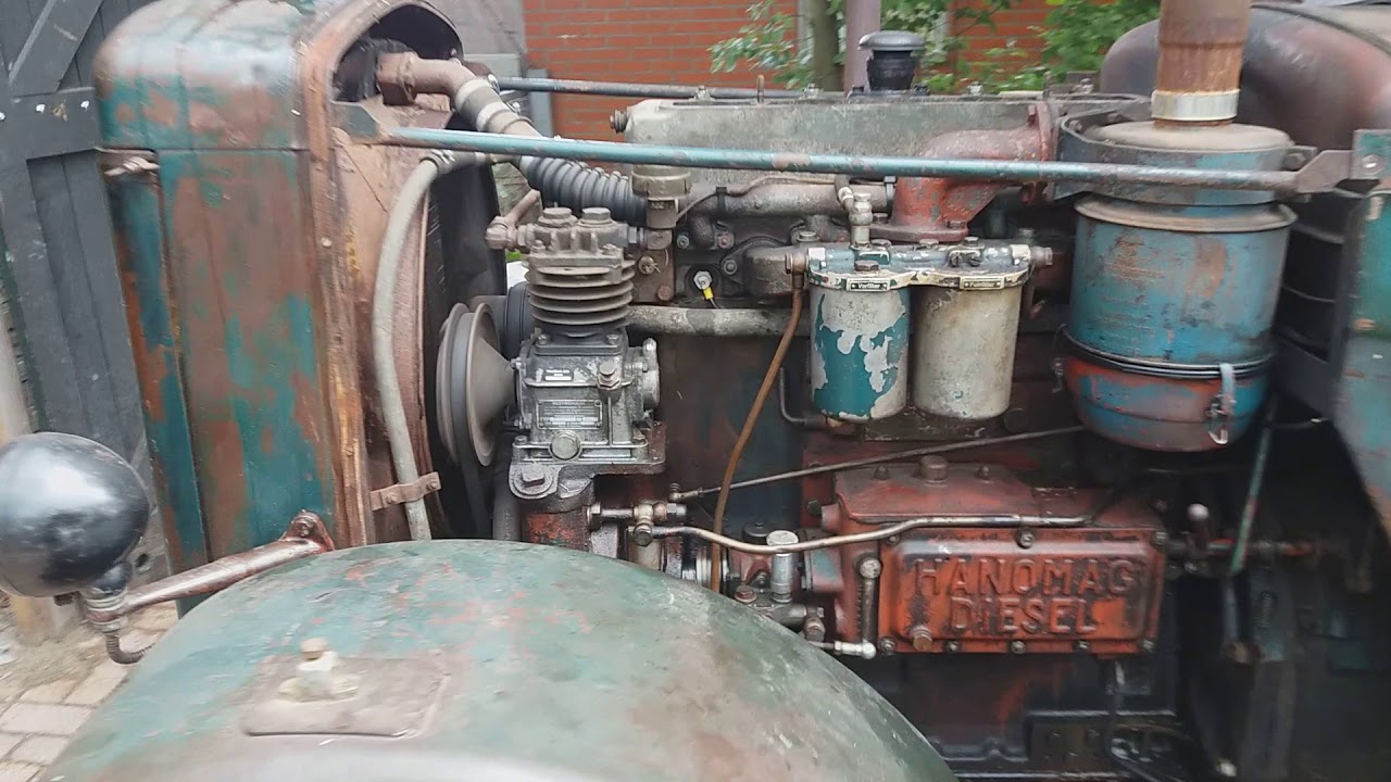 Hanomag R45 C - YouTube