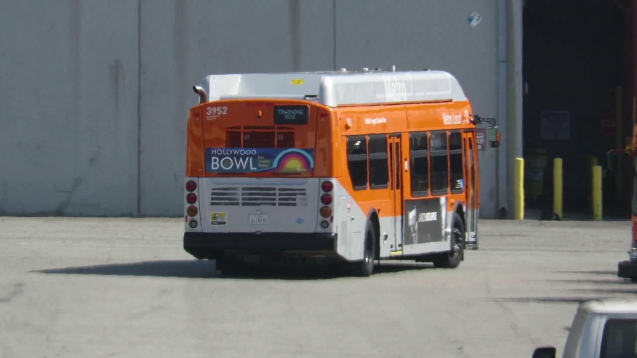 Metro Div13 Bus Yard - YouTube