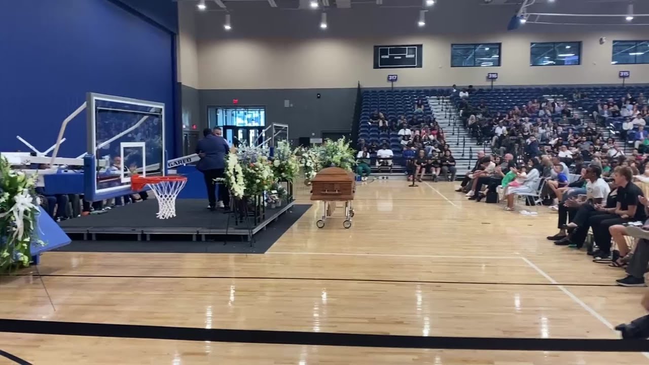 VCU basketball legend Joey Rodriguez speaks at celebration of life for ...