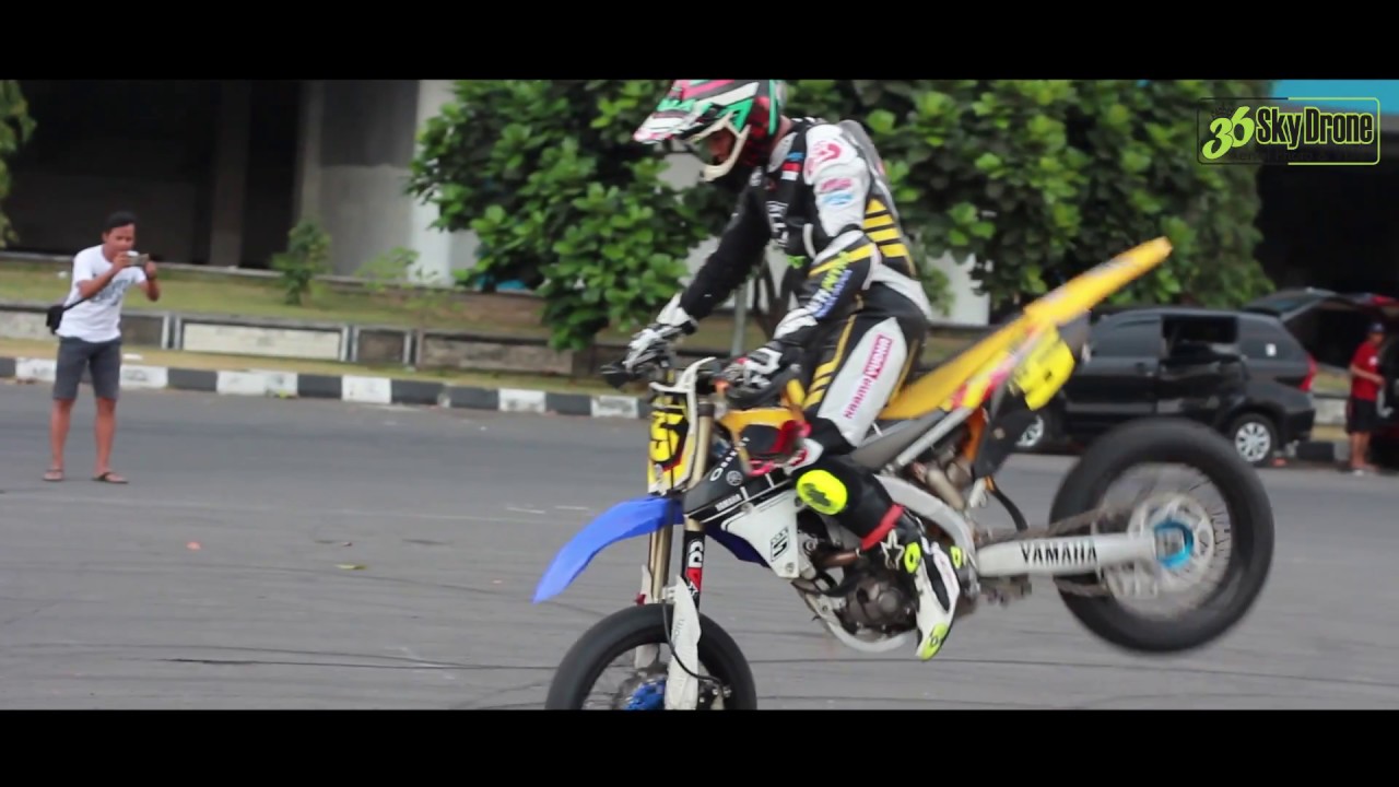 Doni Tata Supermoto HTJRT - YouTube