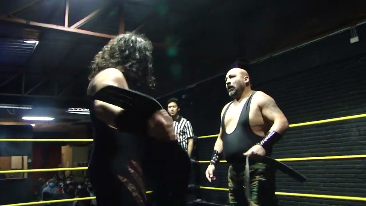 GIDGET Y ALEXANDRA VS RAZO Y GRAN OSO - YouTube
