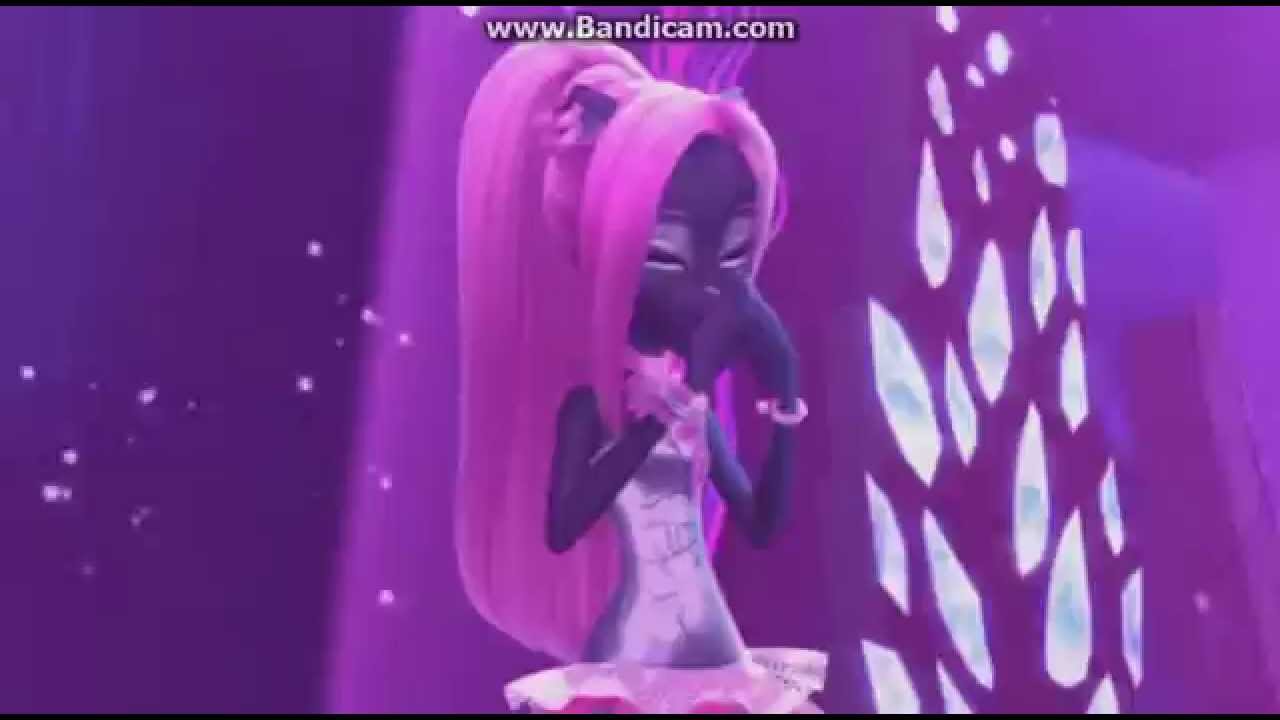 Monster High- boo york boo york (music video) (bouře) CZ - YouTube