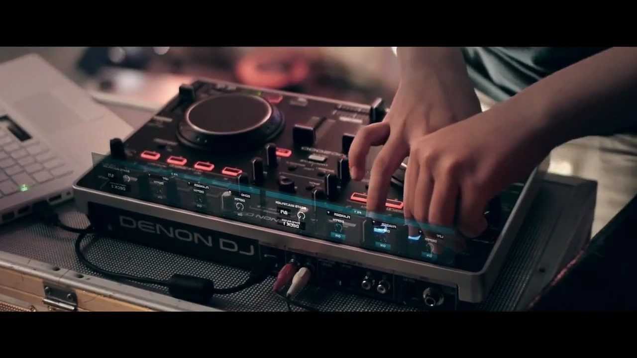 Denon DN-MC2000 DJ Controller // presented by ToneControl.nl - YouTube