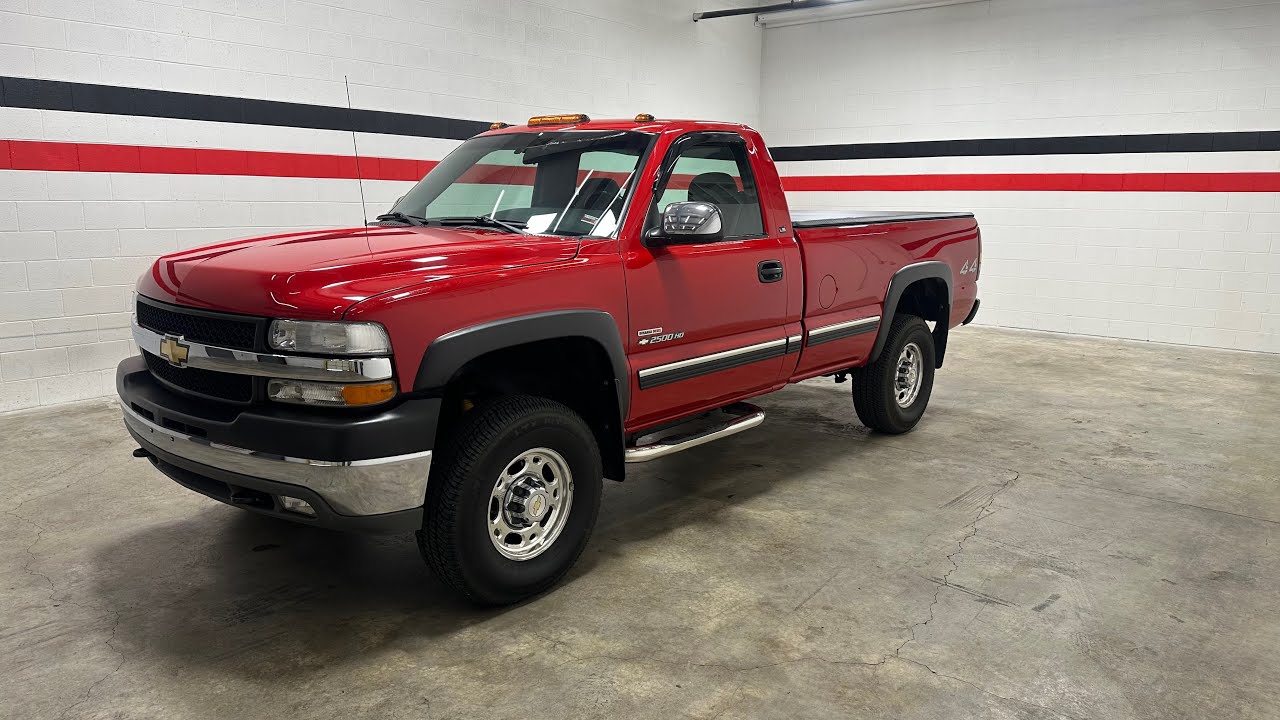 2001 Chevy Silverado 2500HD. 6.6L LB7 Duramax with 67,000 original ...