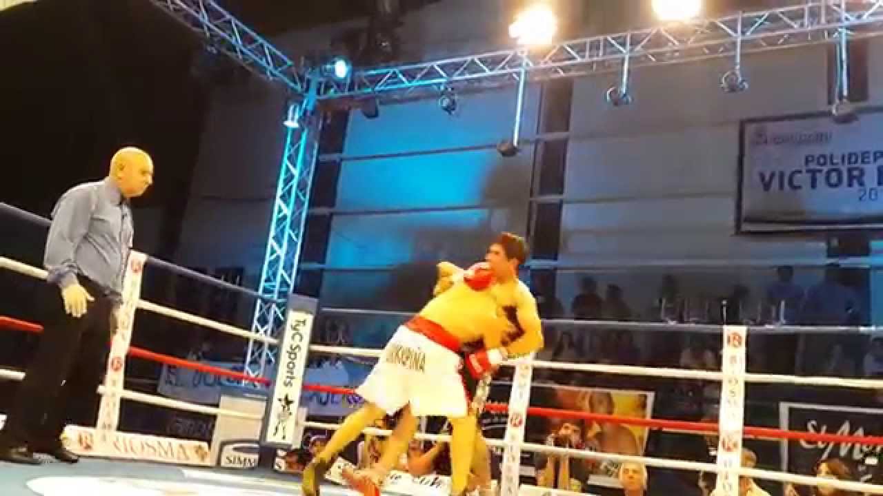 Nicolas Velazquez vs Adrian Flamenco Primer Round - YouTube