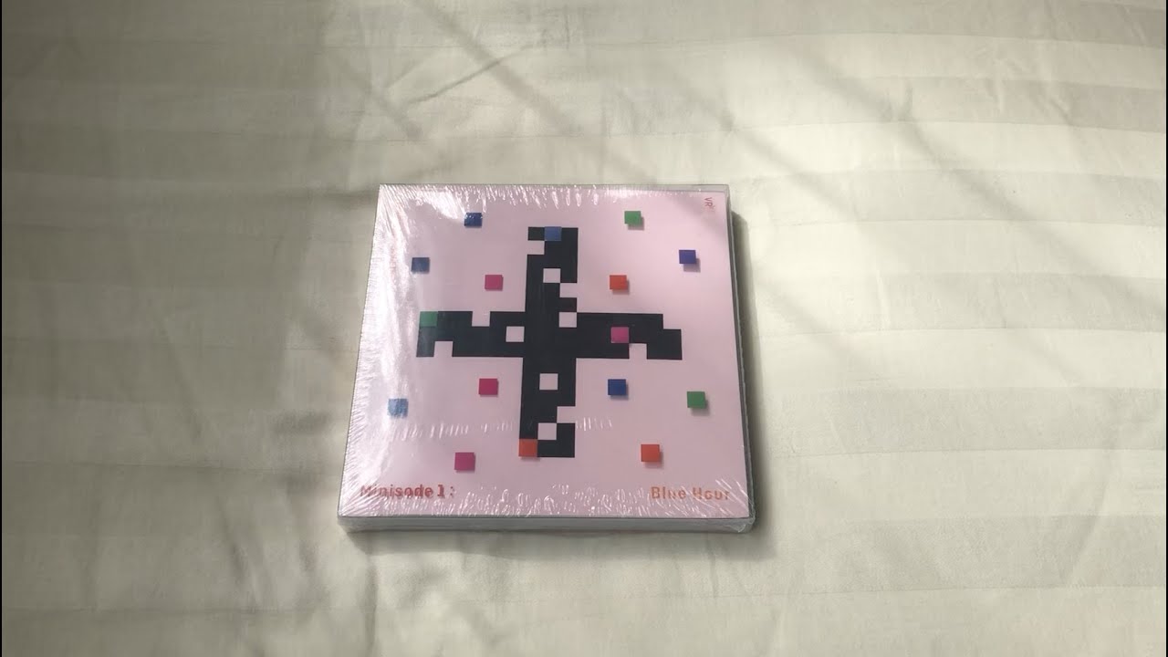 unboxing 】 txt - minisode 1: blue hour (version VR) ♪ - YouTube